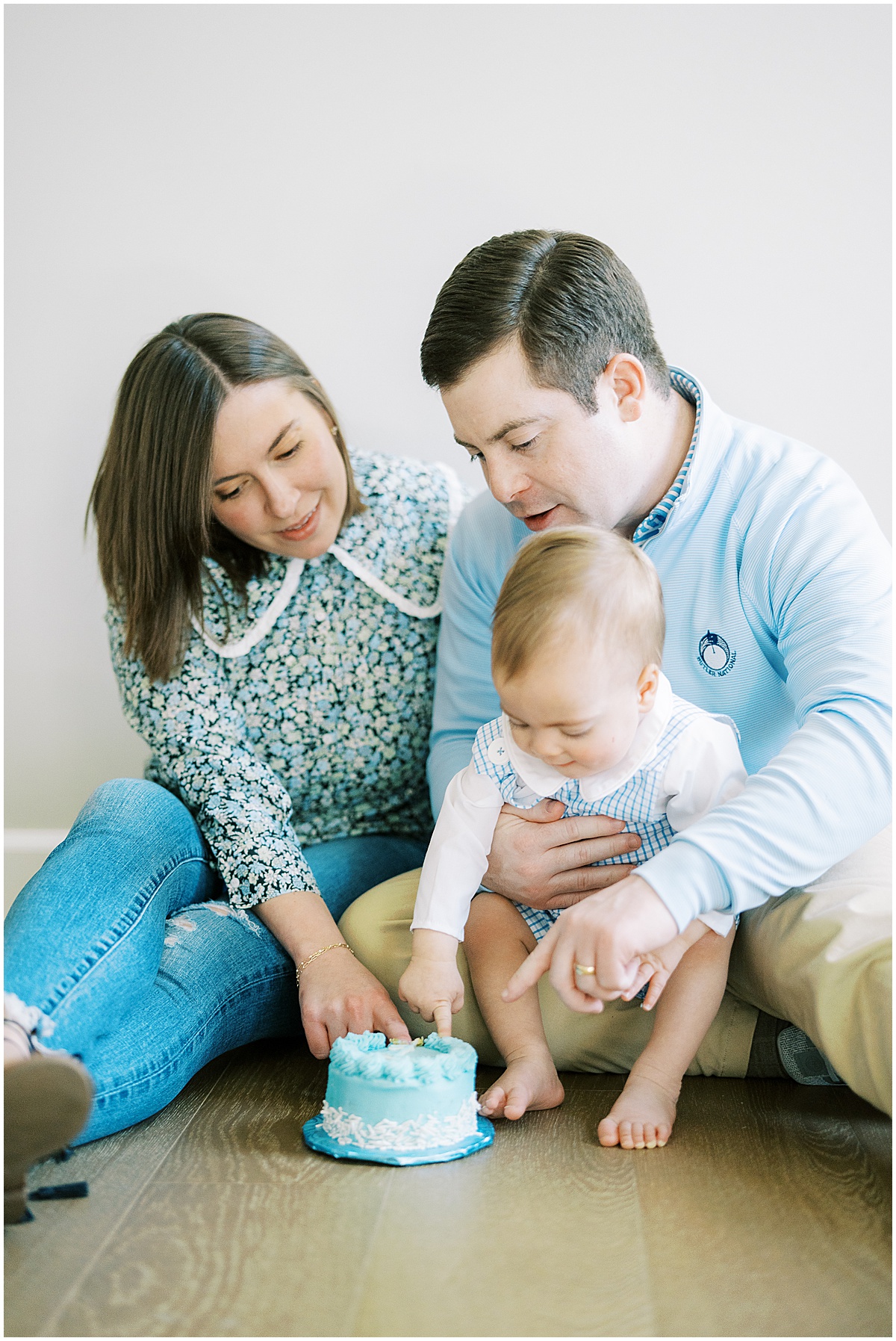 Milestone Photos in Carmel, Indiana | Kaitlin Mendoza Photography